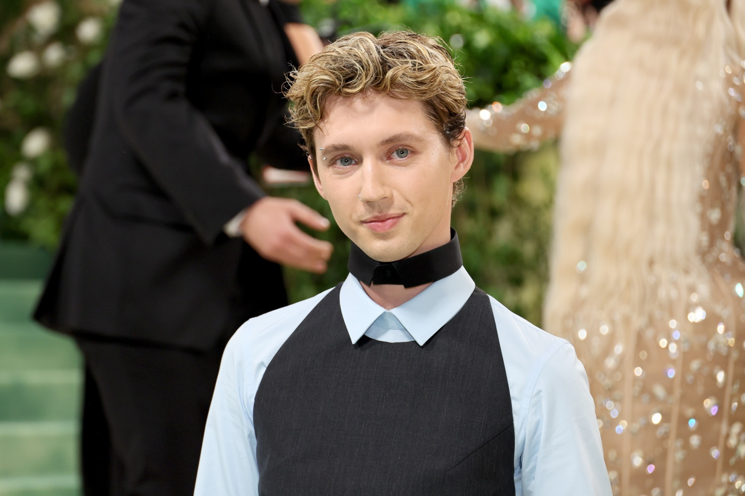 Rabanne Taps Troye Sivan As Global Makeup Brand Ambassador; Singer to ...
